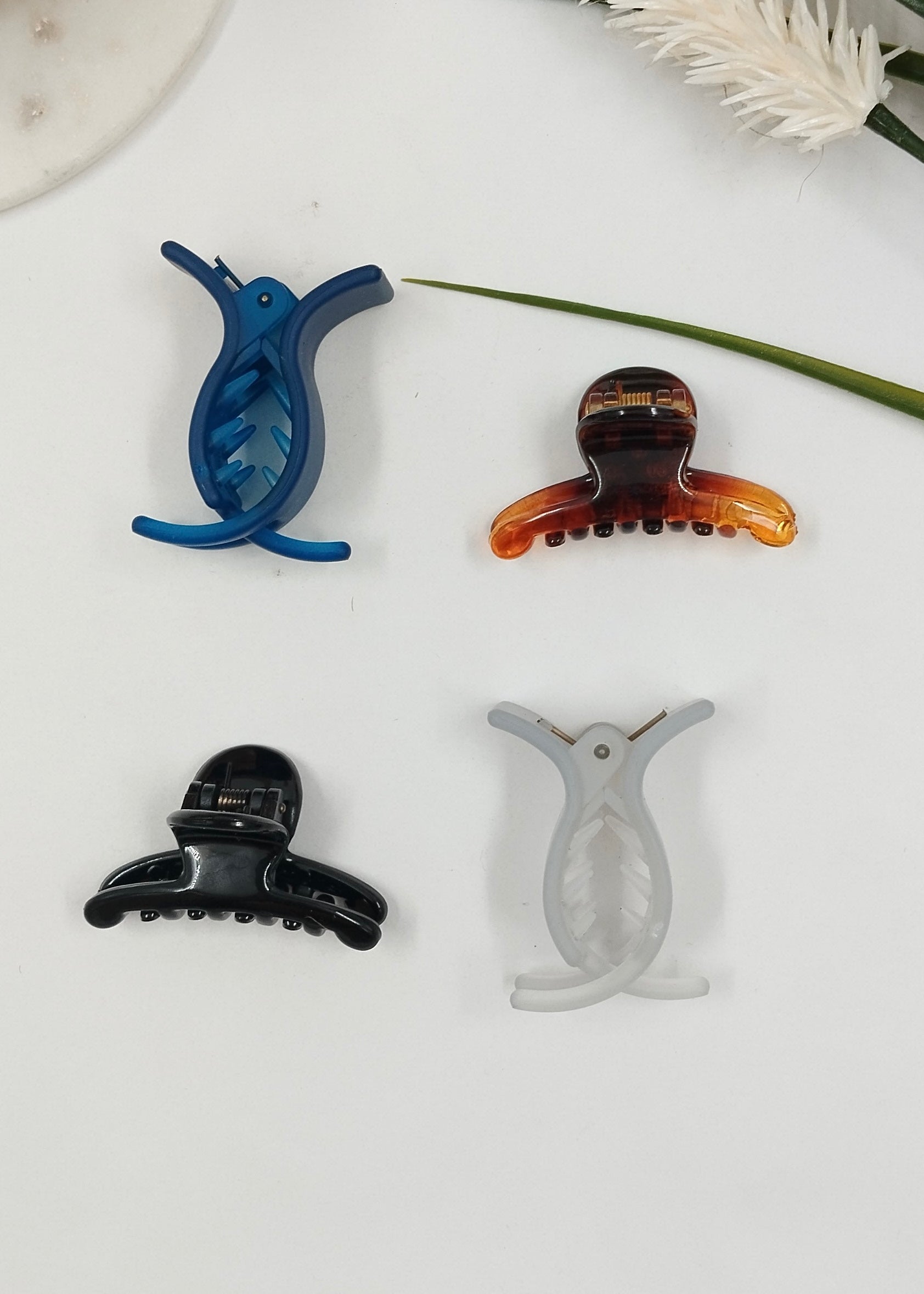 Set Of 4 Small Claw Clips – Shades Of Shine